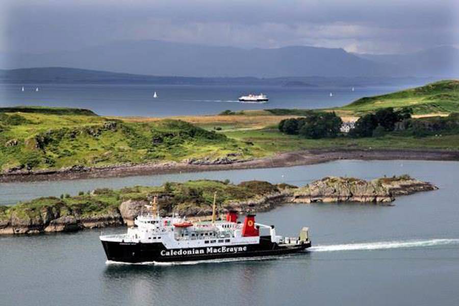 Spring Breaks - Lochs & Glens Holidays